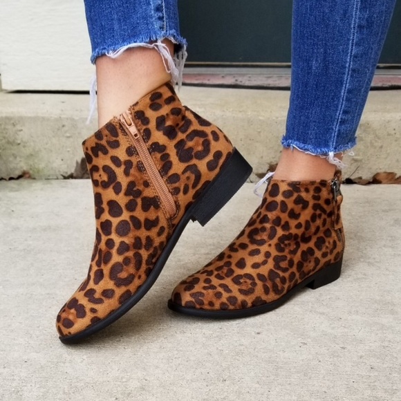 Time and Tru | Shoes | Two Zip Womens Animal Cheetah Print Ankle ...